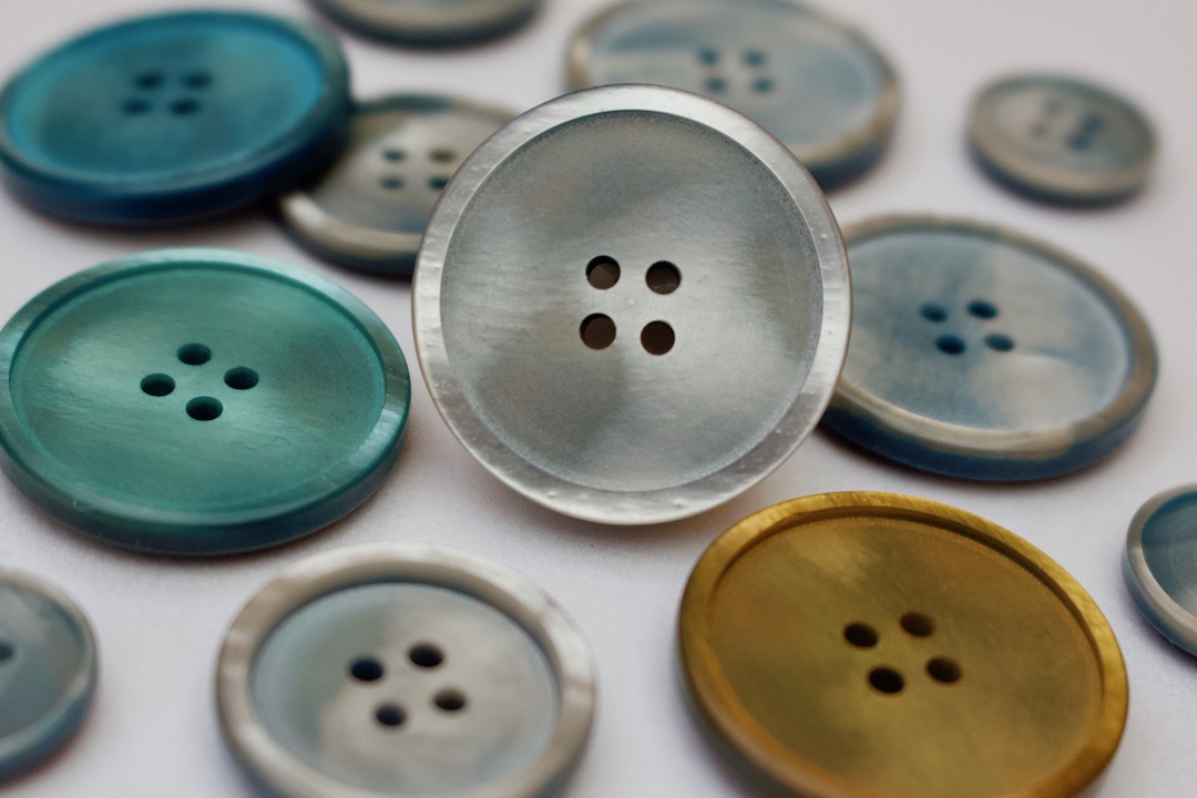 Kunststoffknöpfe | Anker Knopf GmbH