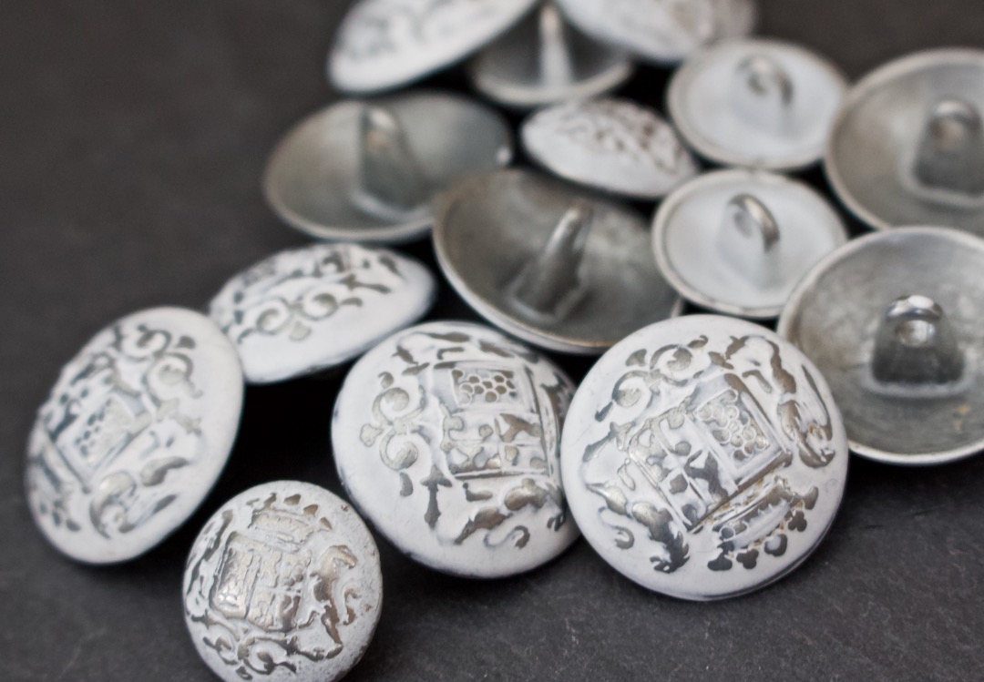 Metallknöpfe | Anker Knopf GmbH