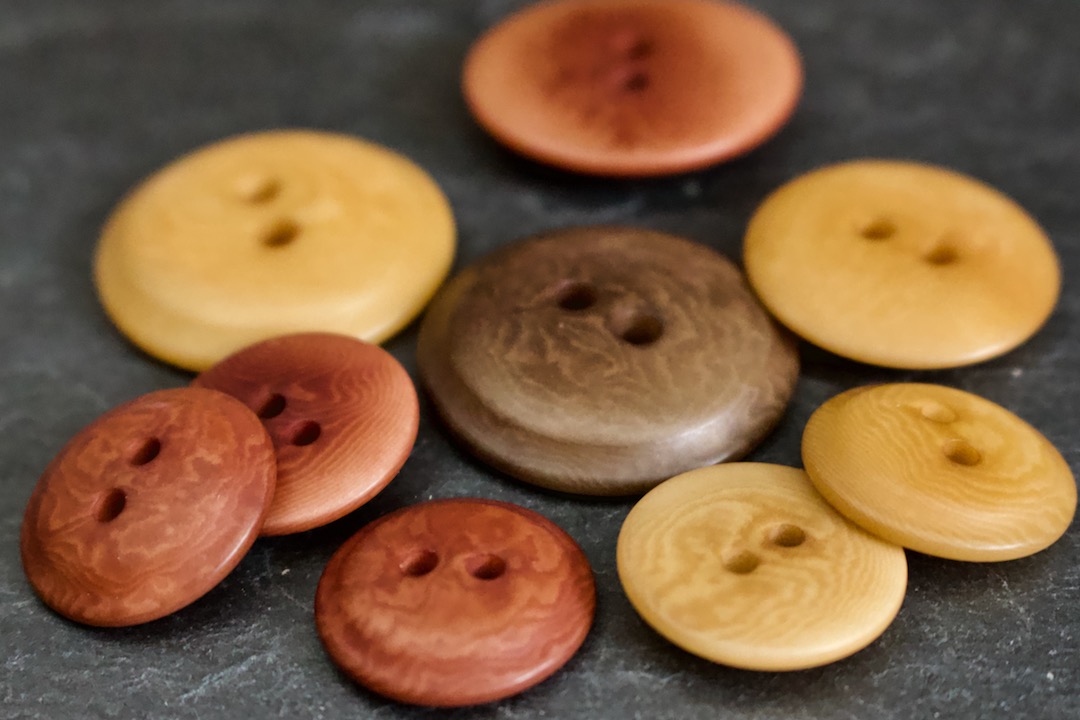 Knöpfe aus echter Steinnuss/ Tagua - Anker Knopf GmbH